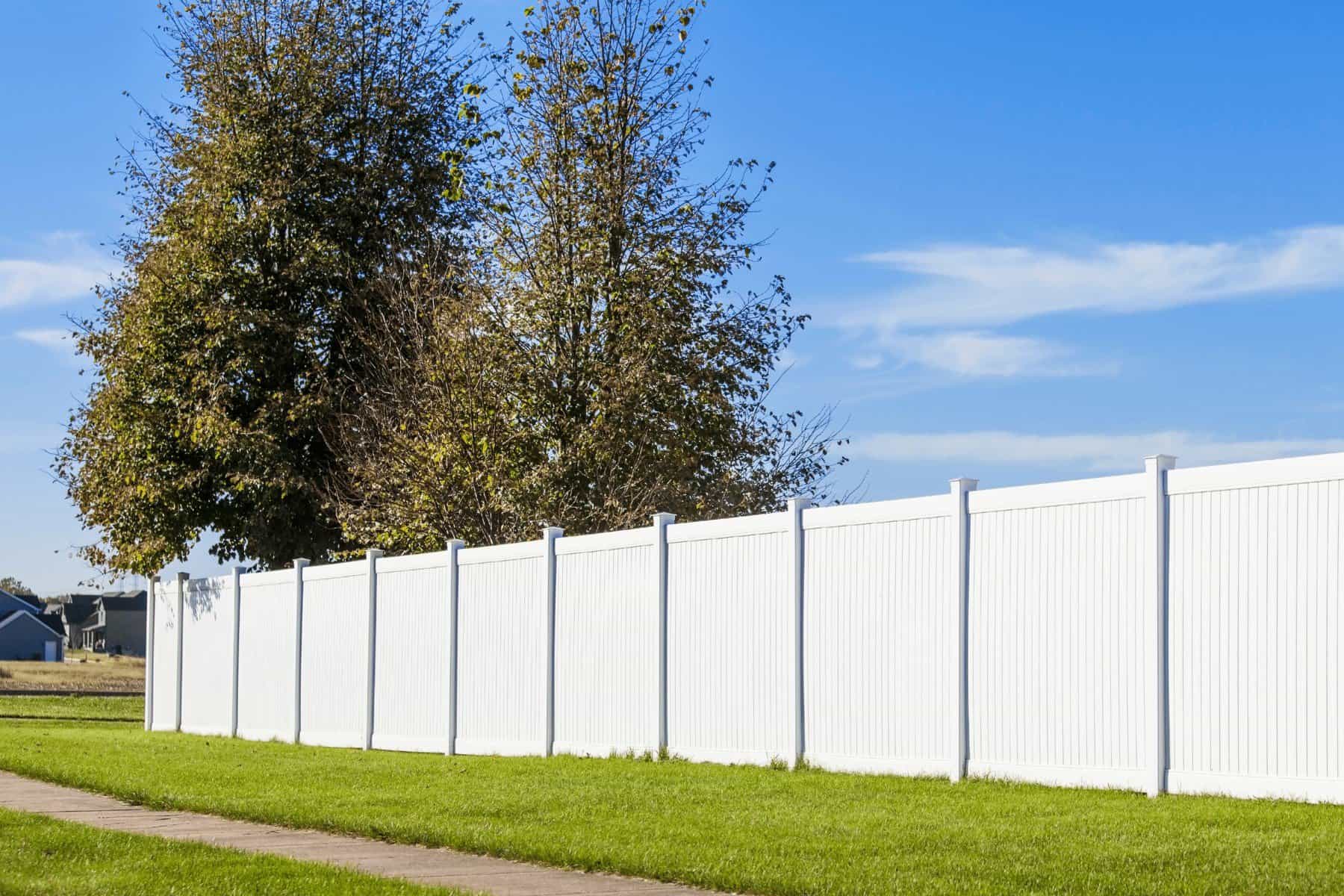 Vinyl Fence Installation in Portland, OR | Legendary Fence Company